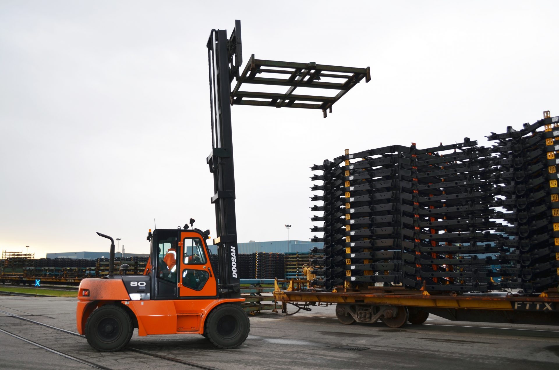 Material Handling - Cando Rail Services
