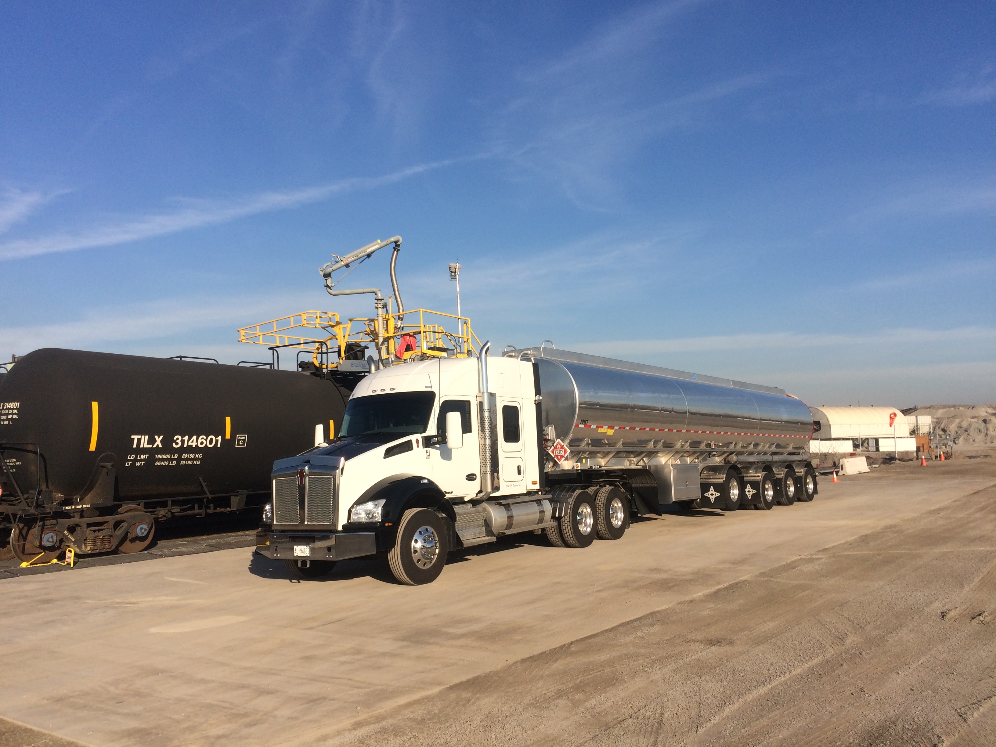 Hamilton transloading facility – Cando Rail & Terminals